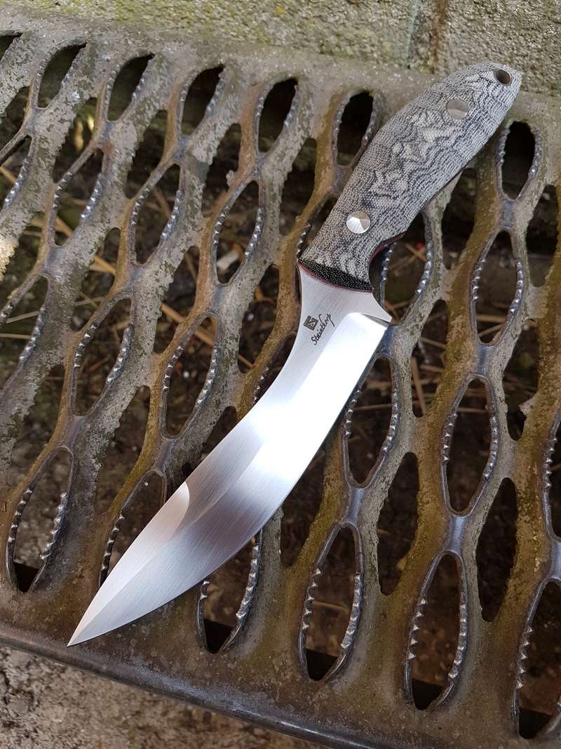 Tactical and Military Knives - Custom Handmade Knives